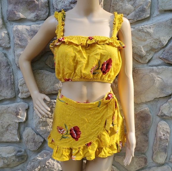 Forever 21 | Pants & Jumpsuits | Forever 2 2 Piece Yellow Floral Polka ...